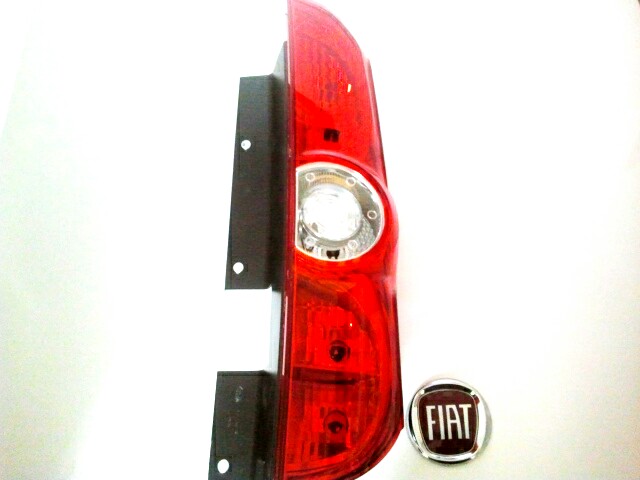 STOP LAMBASI , KOMPLE SAG CIFT KAPILI MODELLER ICIN , FIAT DOBLO 2010 ...